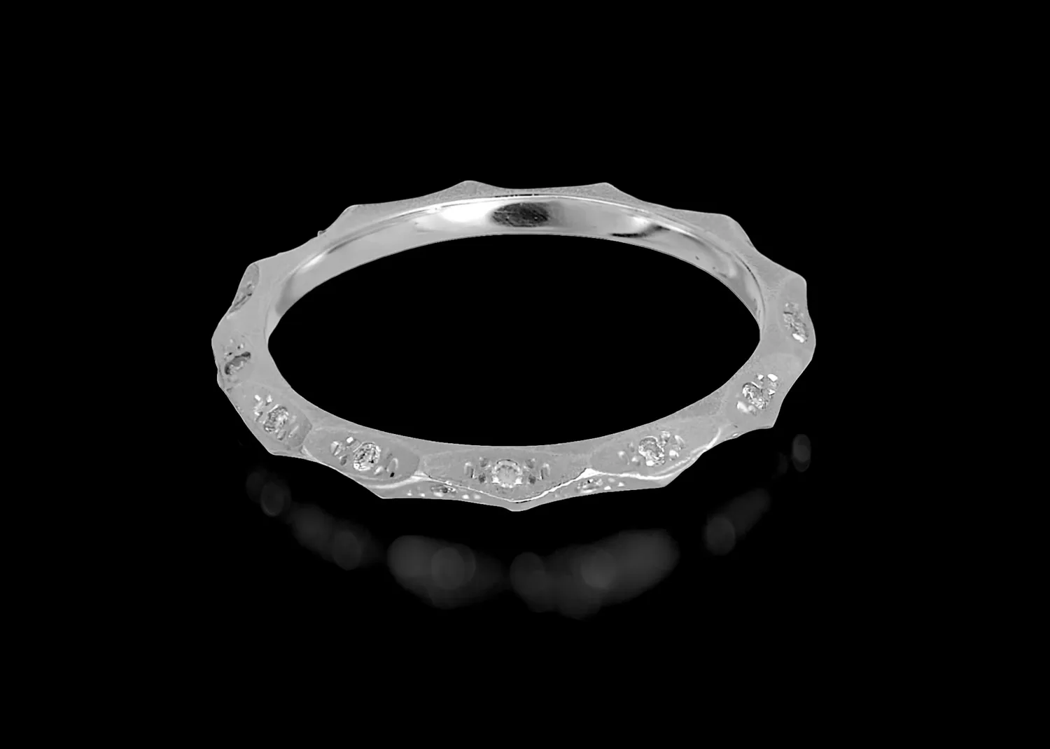 Emerald & diamond platinum & 18ct yellow gold ring £7,950.00